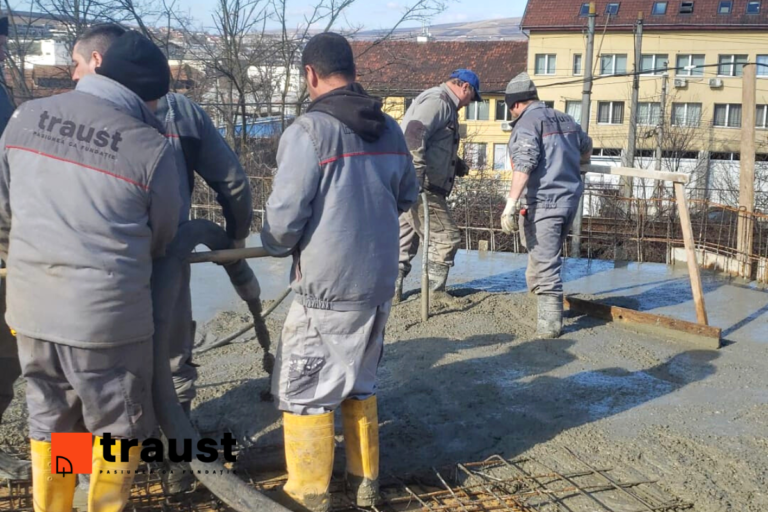 Turnarea unei placi de beton. Ghid practic – Traust | PASIUNEA CA FUNDATIE